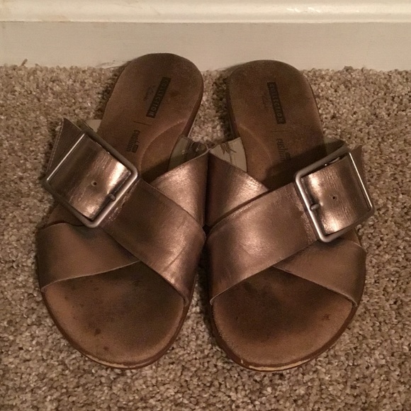 Clarks | Shoes | Clarks Metallic Sandals | Poshmark